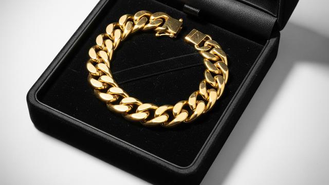 10 Model Gelang Rantai Emas Terbaru, Cocok untuk Investasi dan ...