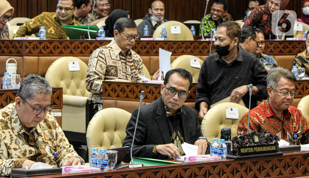 Menhub dan Komisi V DPR Raker Bahas Evaluasi APBN hingga RKA K/L dan RKP TA 2024 - Foto Liputan6.com