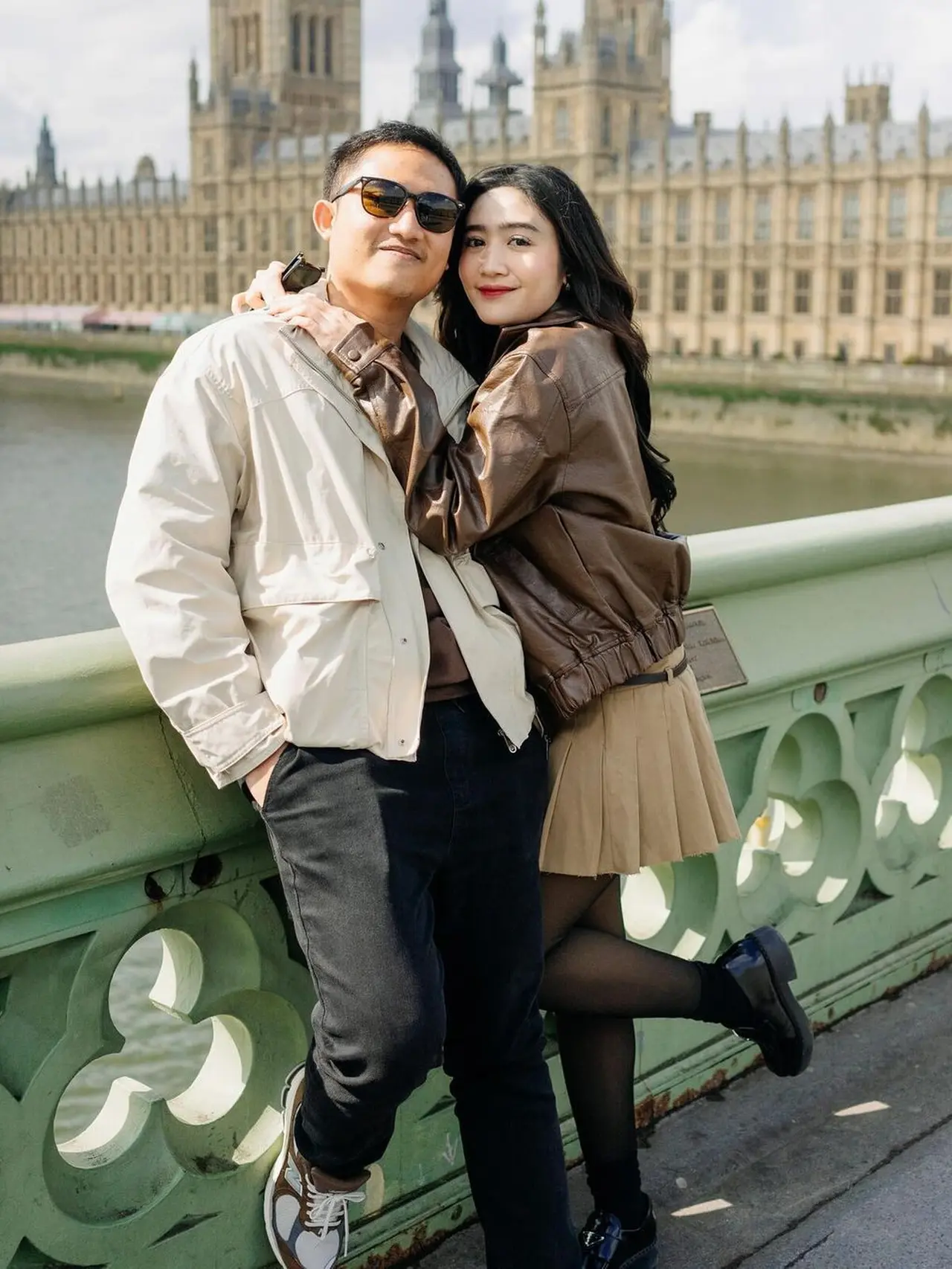 7 Potret Febby Rastanty Liburan Bareng Ortu di Oxford, Berasa Jadi Anak ...