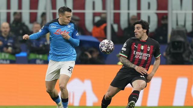 Hasil Liga Champions AC Milan vs Napoli: Menang di Kandang, Rossoneri ...