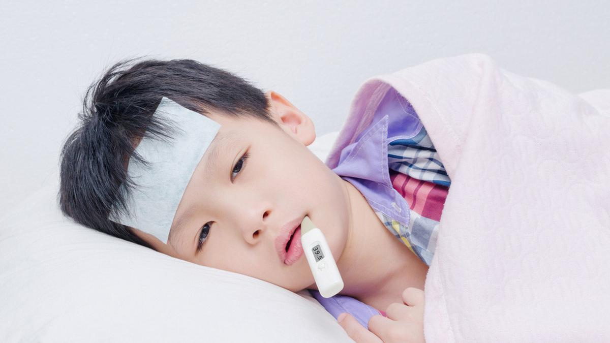 Mengenal Penyakit Jantung Rema Akibat Demam Tinggi pada Anak