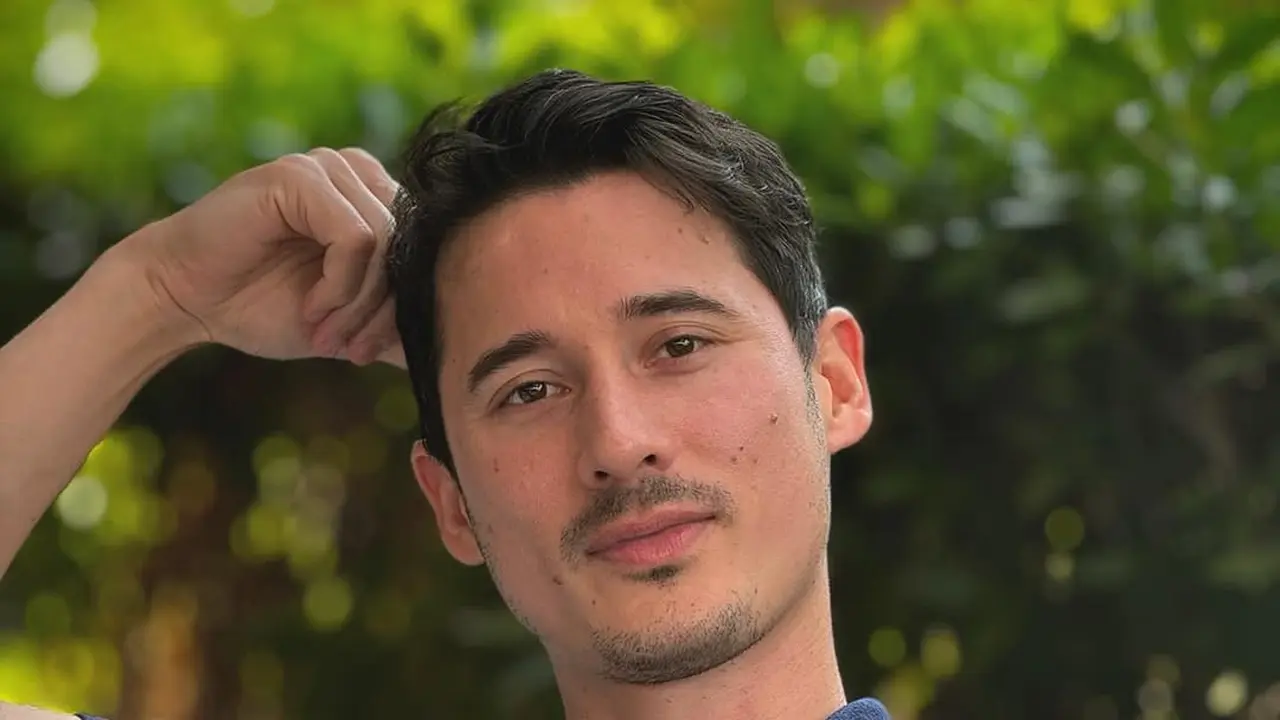 Status Pernikahan Nino Fernandez Dipertanyakan Usai Hadir Bersama ...