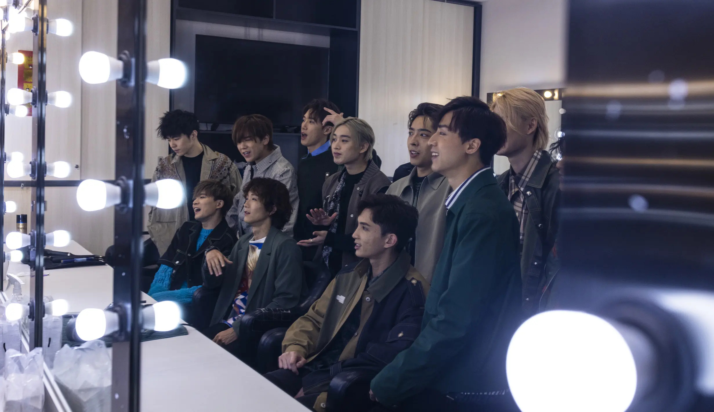 Mirror, Boy Band Hong Kong yang Lagi Hit Rilis Lagu Berbahasa Inggris - Foto Liputan6.com