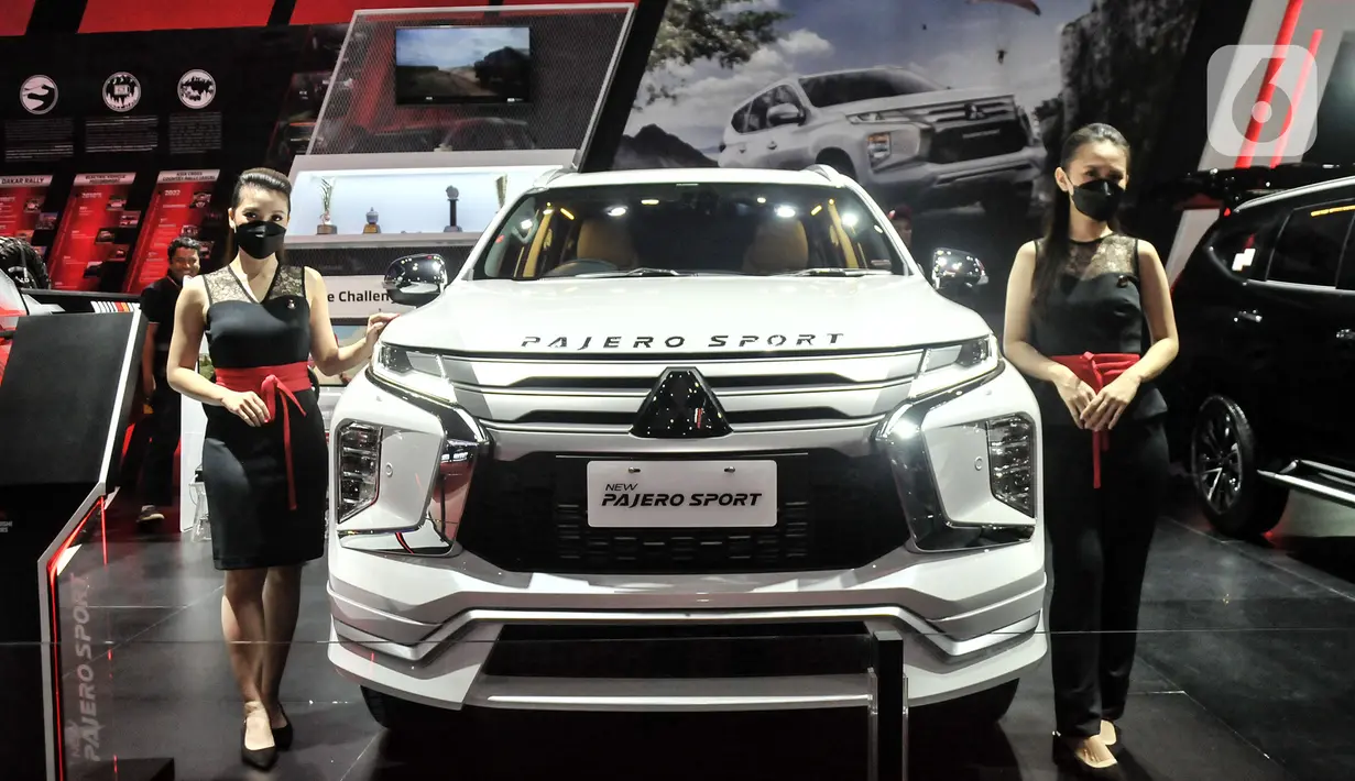 Pesona SPG Cantik Hiasi Indonesia International Motor Show 2023 - Foto ...