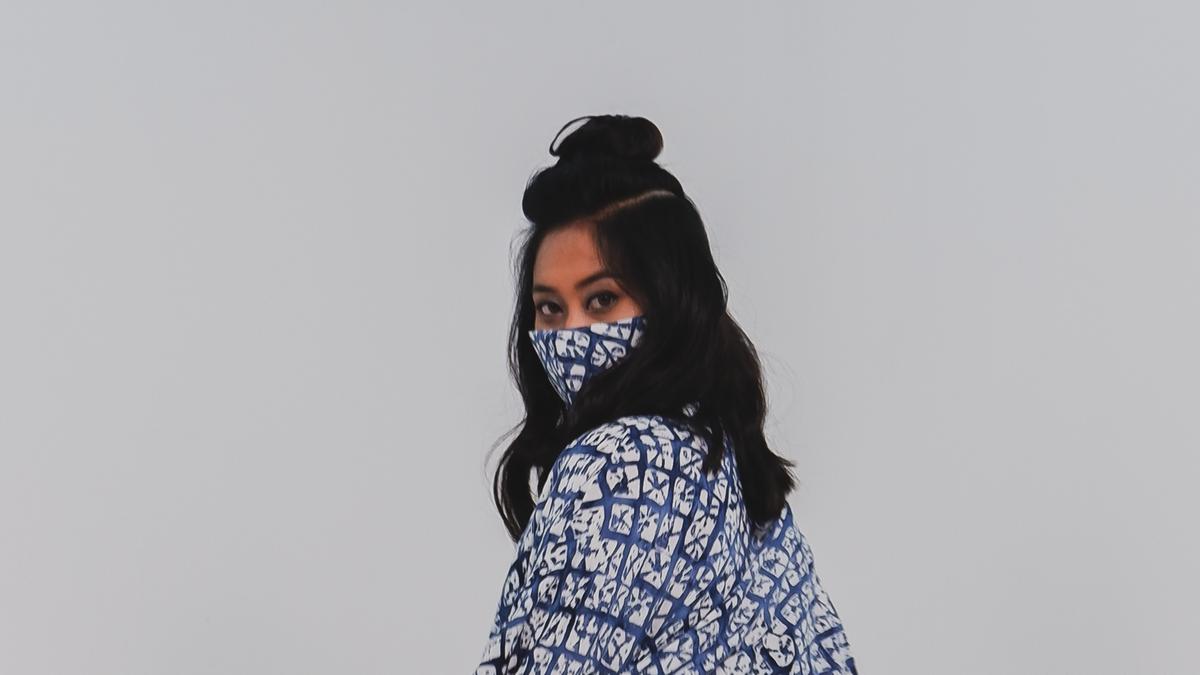 Suguhkan Koleksi Sustainable Fashion, Ali Charisma Hadirkan Busana ...