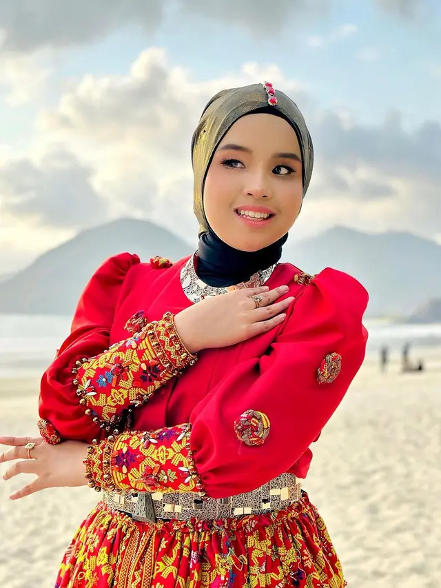 Putri Ariani Raih AMI Inspiring Artist 2023, jadi Penyemangat dan ...