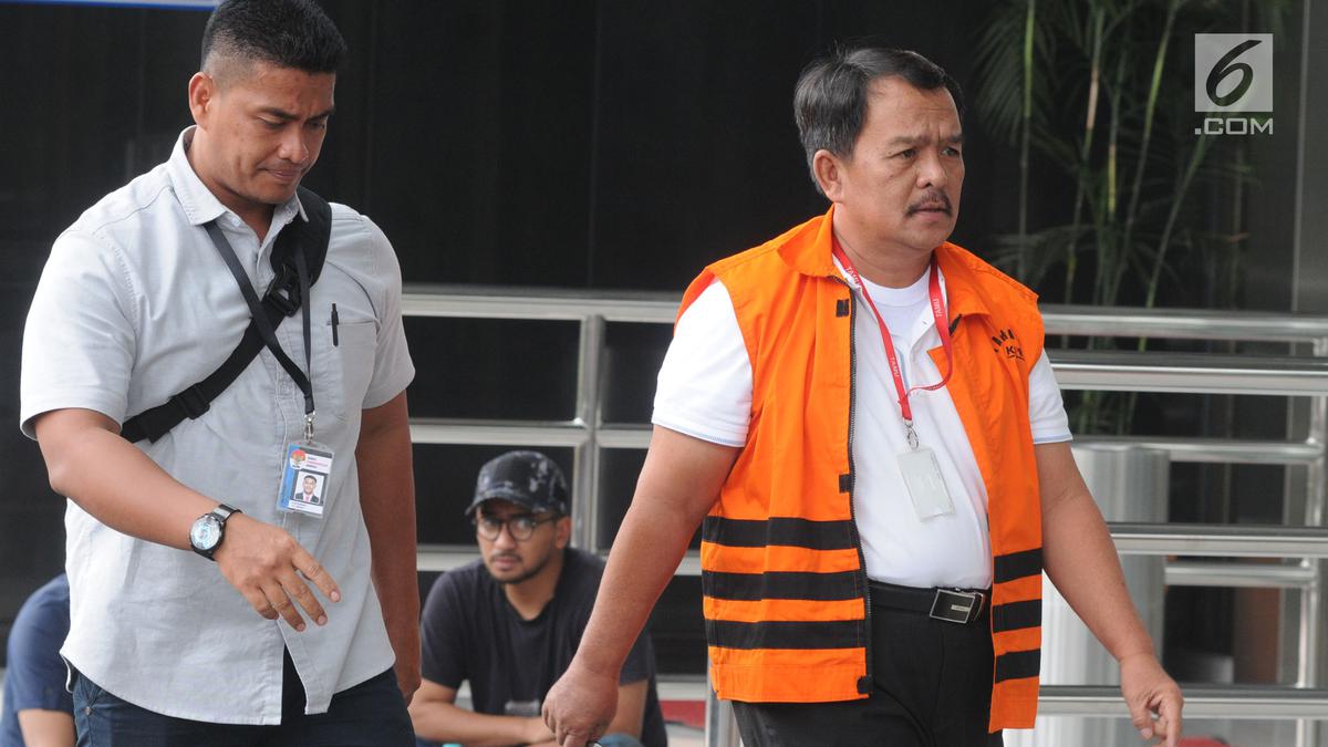 KPK Perpanjang Penahanan Bupati Labuhanbatu - News Liputan6.com