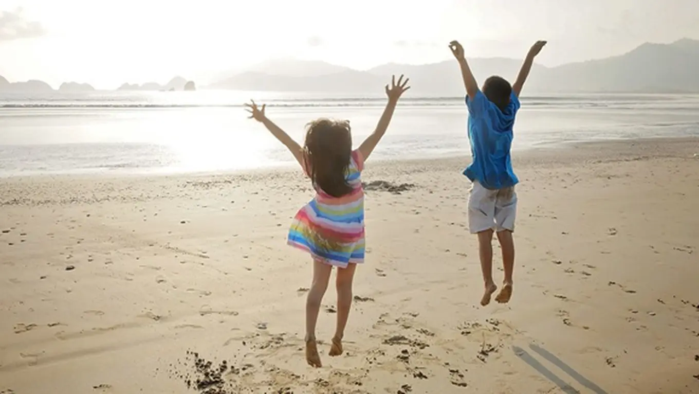 Mengenang Masa Kecil Tahun 90an, Menggelitik & Bikin Kangen - Parenting ...