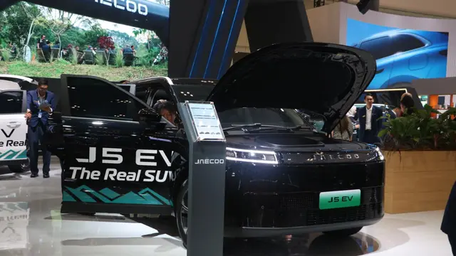 Deretan Mobil Listrik Rp 300 Jutaan di GJAW 2025