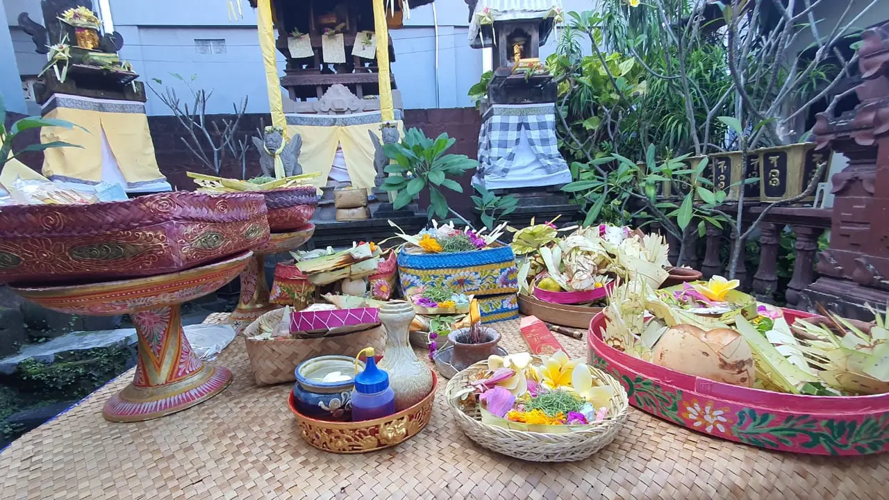 Syirik Artinya Menyekutukan Allah SWT, Ini Jenis-Jenis dan Cara ...