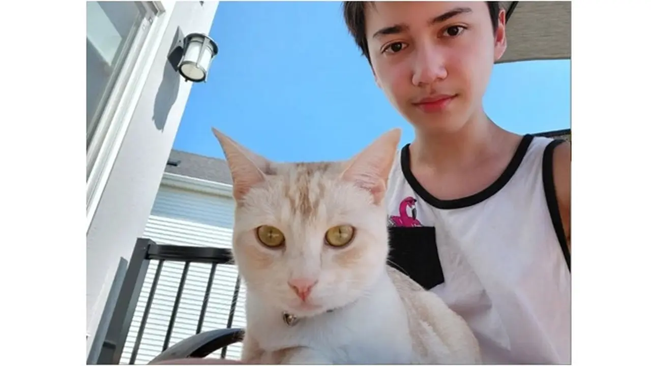 6 Potret Anak Nikmatul Rosidah Eks TKW Asal Blitar, Viral Parasnya Curi ...