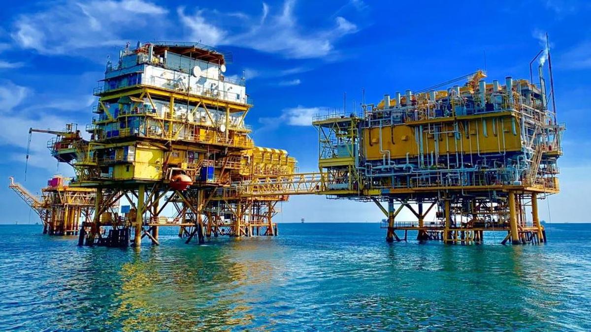 Pertamina Resmi Garap Harta Karun Migas di Peri Mahakam dan East Natuna ...