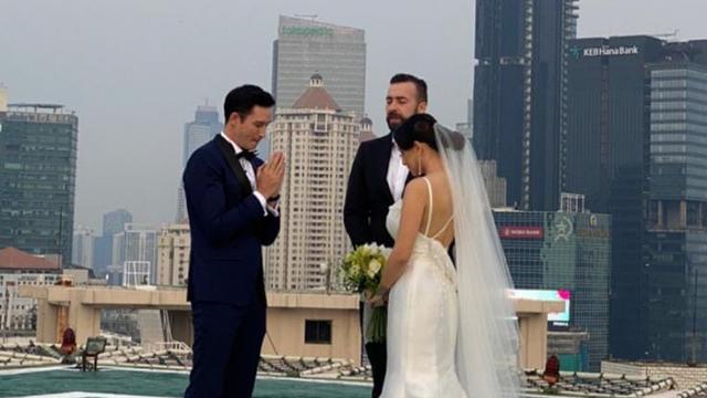7 Potret Janisaa Pradja, Istri Baru Mike Lewis yang Miliki Profesi Unik ...
