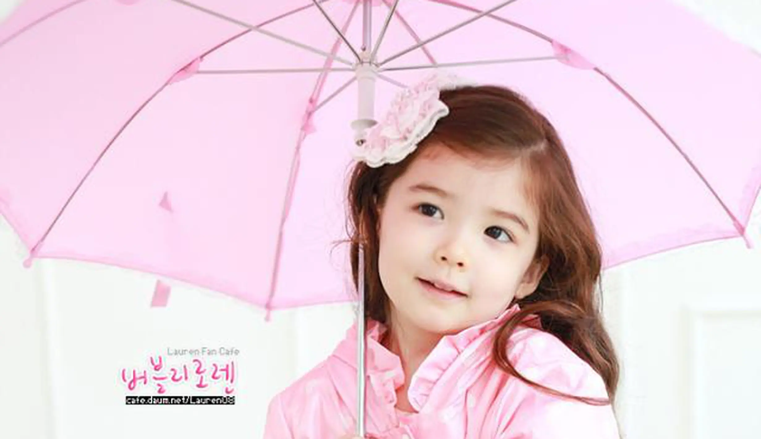 Pesona Lauren Lunde, Model Super Cute Dari Korea - Photo Fimela.com