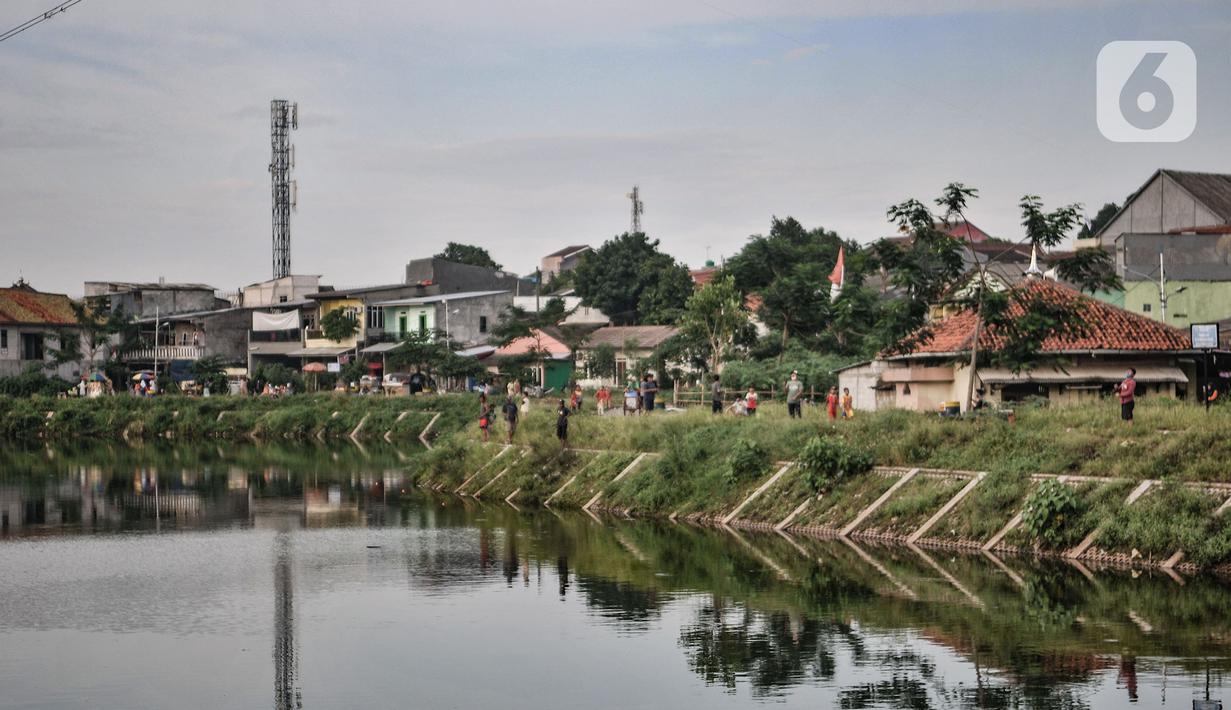 FOTO: Waduk Kampung Rambutan Jadi Wisata Alternatif Warga di Kala ...