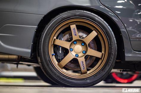 Modifikasi Edan, Toyota Innova Dijejali Mesin dari Toyota Supra ...