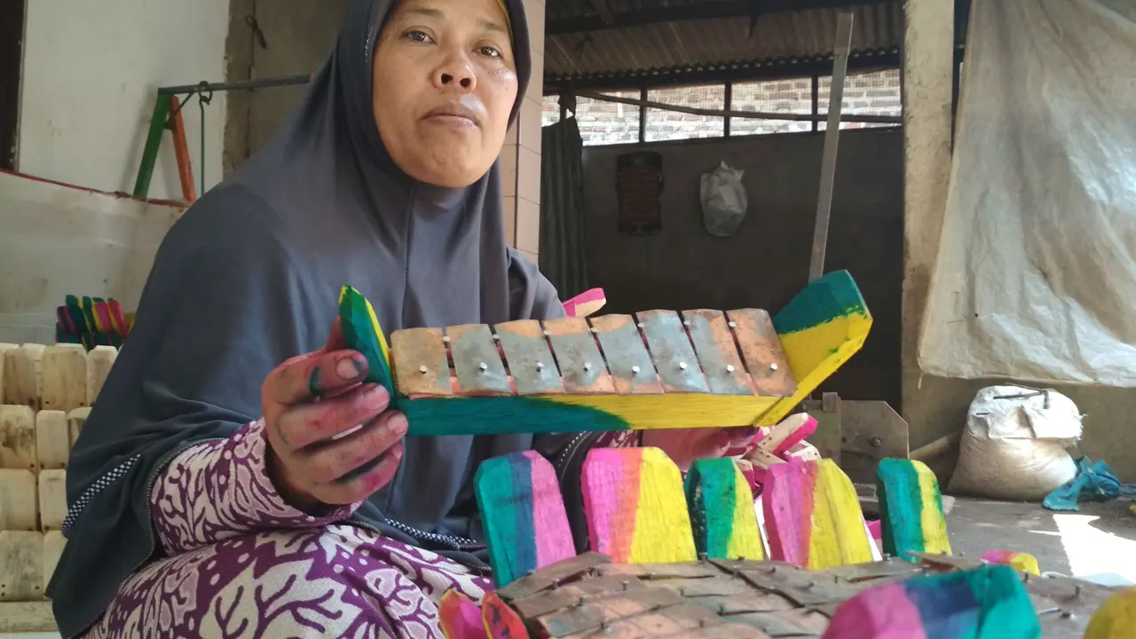 Gamelan Mini, Oleh-Oleh Lucu dari Cirebon - Regional Liputan6.com