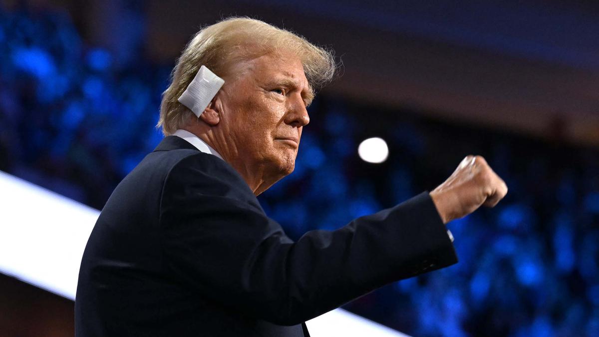 Kekayaan Donald Trump Turun Rp 14,6 Triliun Sejak Kamala Haris Ikut ...