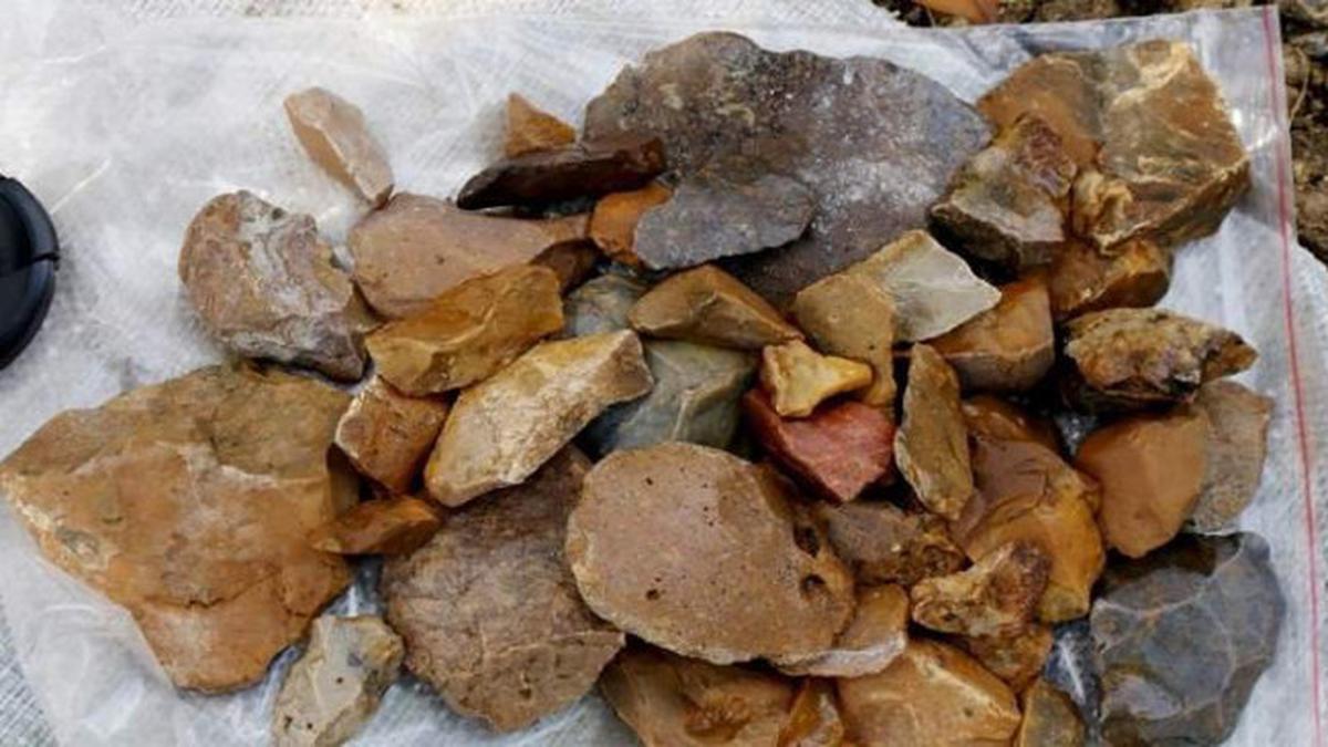 Alat Batu Misterius Berusia 118 Ribu Tahun Ditemukan di Sulawesi ...