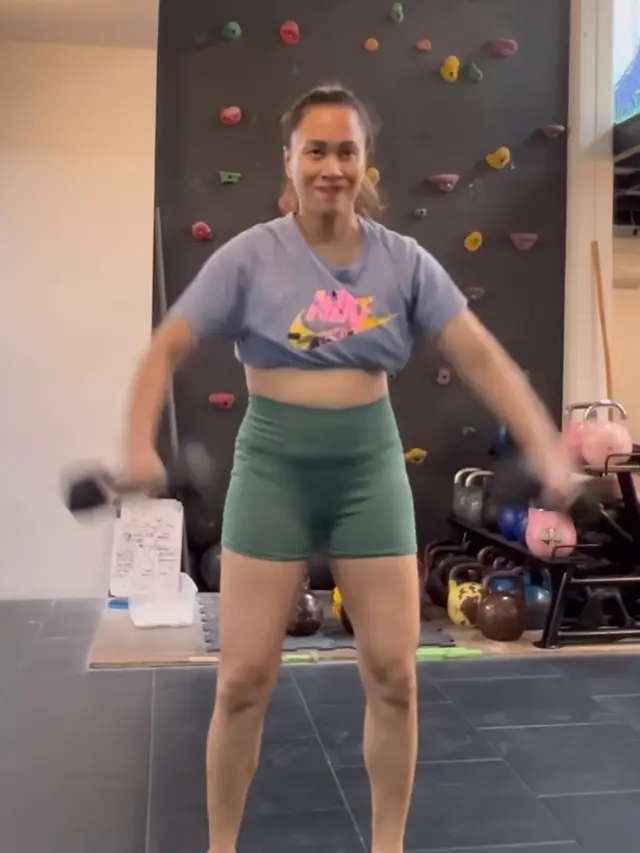 8 Potret Terbaru Inong Ayu Istri Abimana Hamil Anak Kelima, Rutin Nge ...