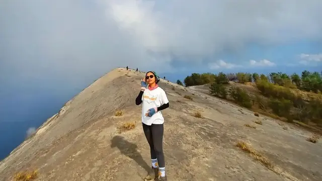 6 Fakta Menarik Gunung Iya di Flores NTT, Punya Banyak Kawah Tidak ...