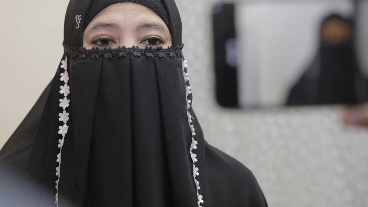Hukum dan Syarat Bercadar Bagi Kaum Muslimah - Islami Liputan6.com