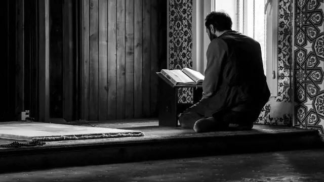 Man Rabbuka Artinya Apa? Ini Makna dan Jawabannya - Hot Liputan6.com