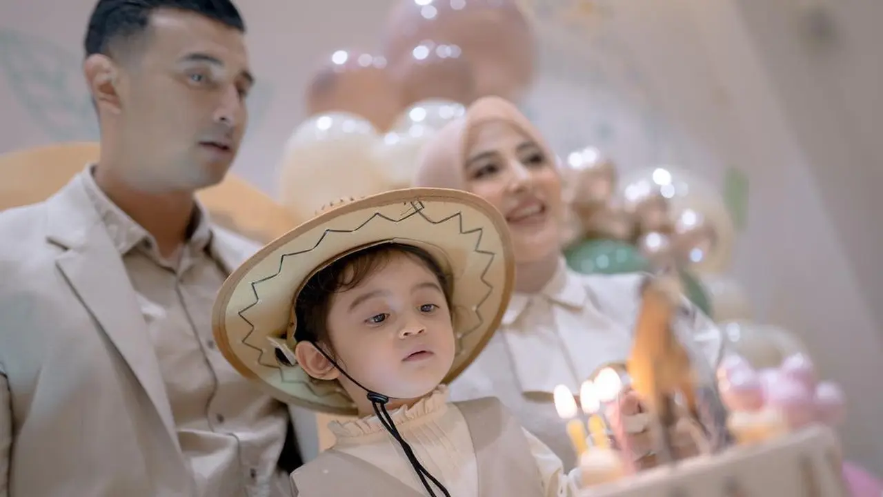 Potret Cantik Guzelim, Anak Ali Syakieb Rayakan Ultah ke-2 ...