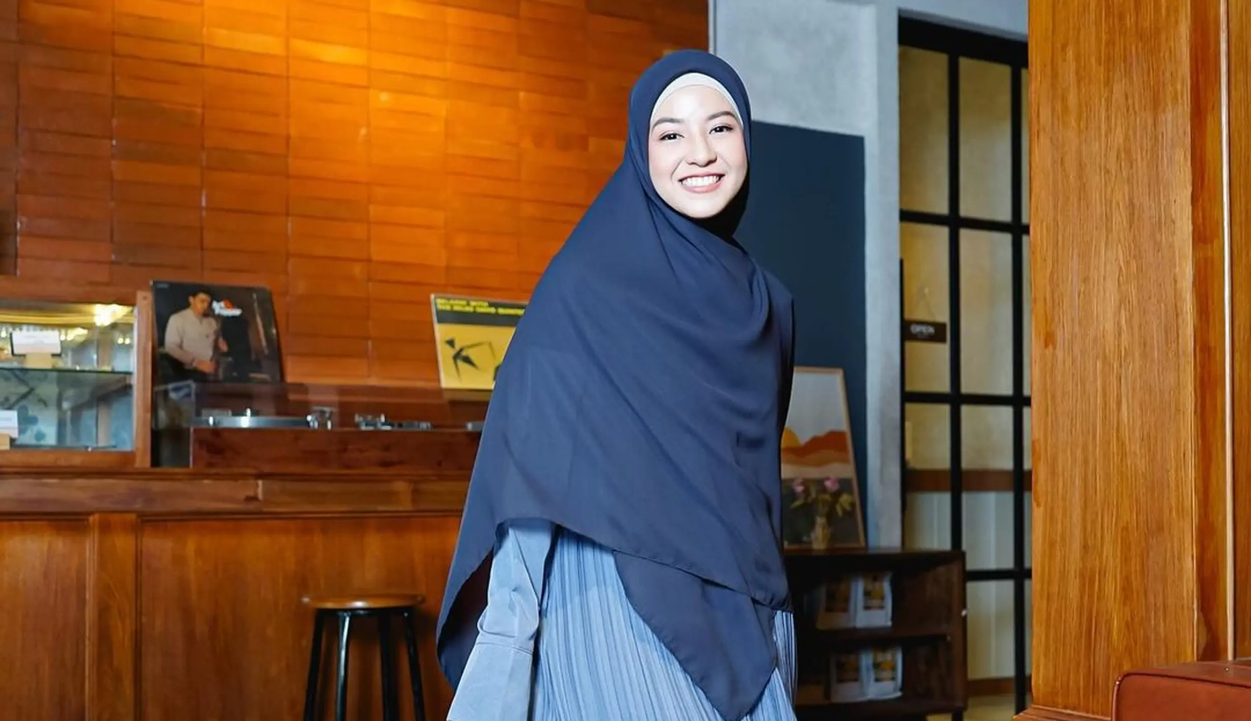 Model Hijab Natasha Rizki, Inspirasi Cantik Ramadan dan Lebaran - Photo Fimela.com
