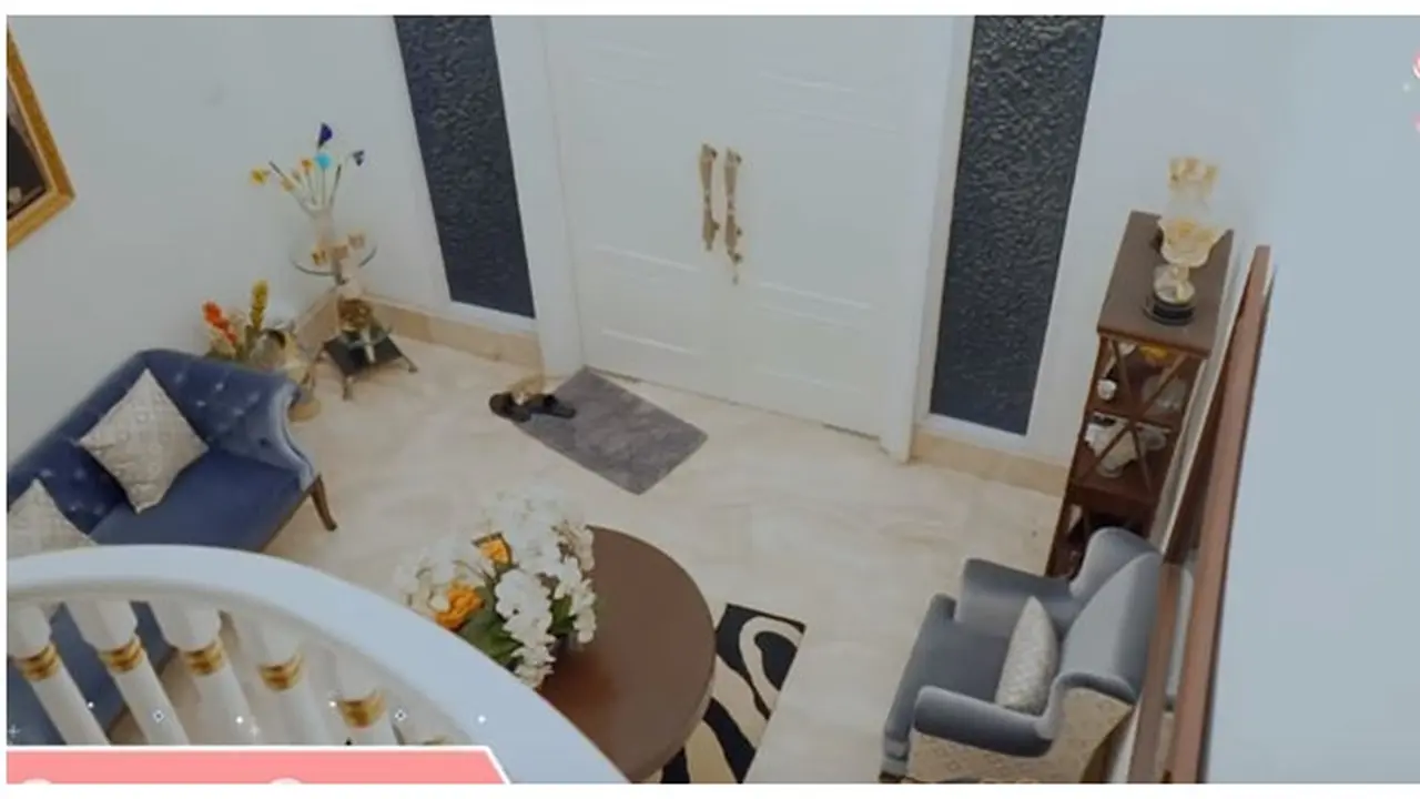 7 Potret Rumah Mewah Uya Kuya, Bak Istana - Hot Liputan6.com