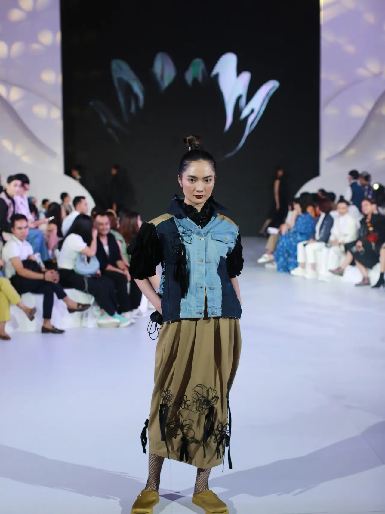 Artisan A La Mode Senayan City Fashion Nation 17th Edition Hadirkan 3 ...