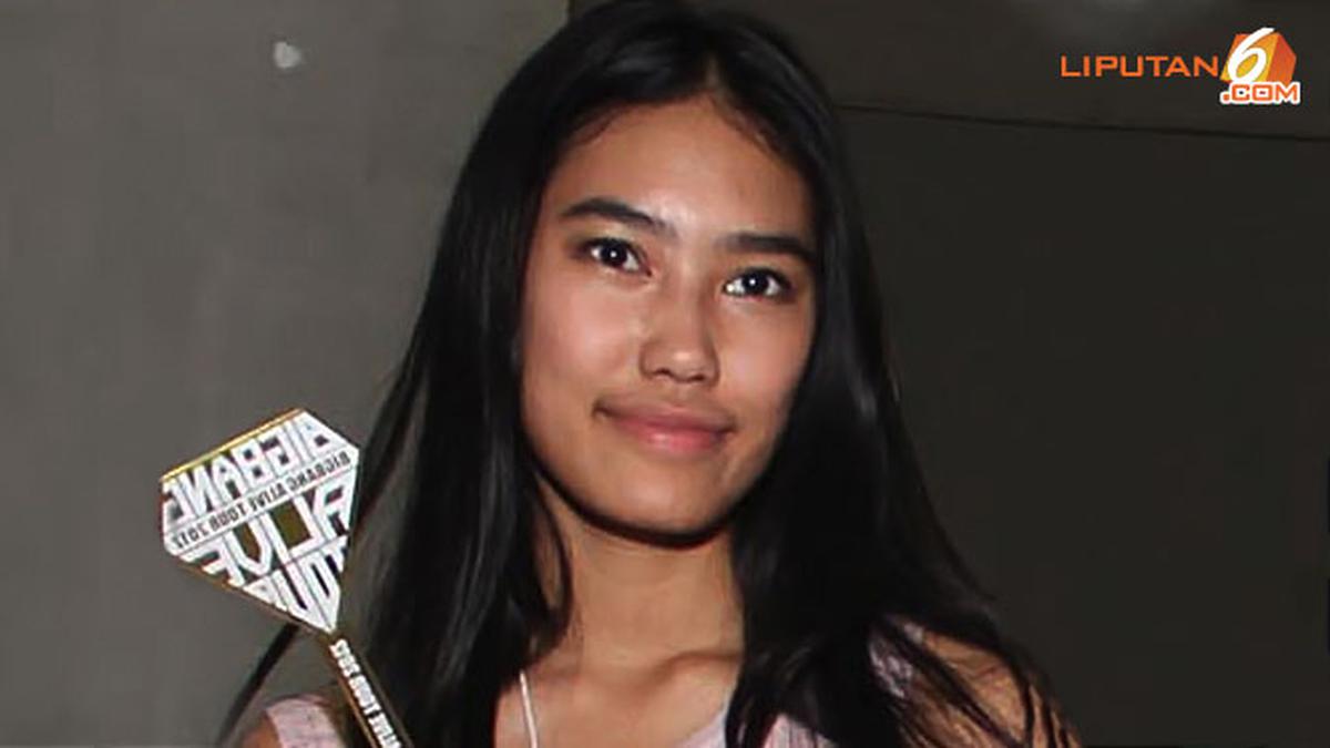 Garap Album, Alika Tak Ingin Pakai Lagu Kevin Aprillio - ShowBiz ...