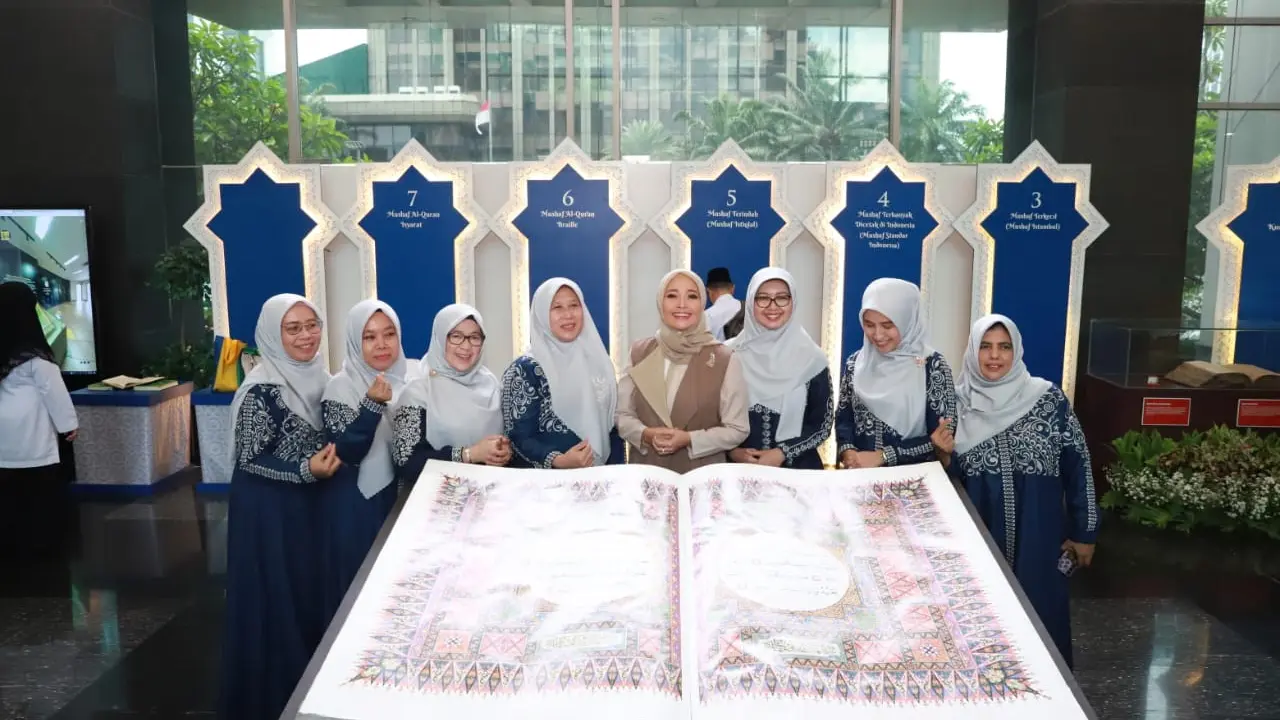 Mengintip Pameran 9 Mushaf Fenomenal di Gebyar Nuzulul Qur’an Kemenag - Islami Liputan6.com