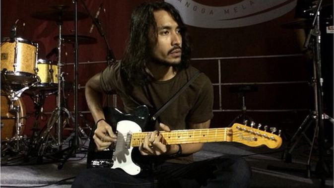 Marcello Tahitoe Buang Identitas Ello di Album Jalur Alternatif ...