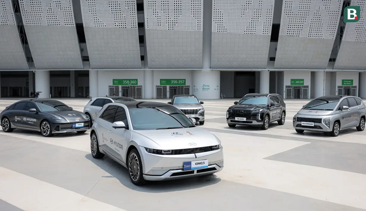 Foto: Pesona Ratu Tisha saat Hadiri Acara Hyundai Official Car Handover ...