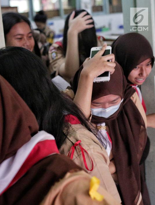 FOTO: Kepanikan Siswa SMAN 78 Jakarta Saat Simulasi Gempa dan Tsunami ...