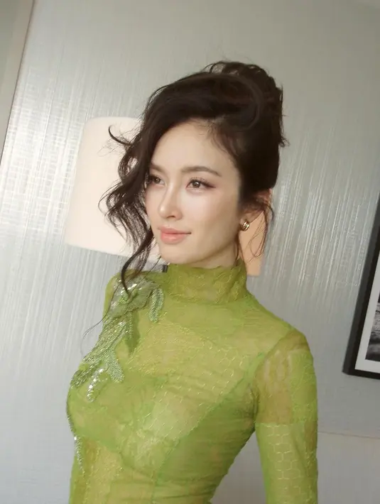 Transformasi Pesona Nong Poy Saat Ganti Gaya Rambut, Masih Tetap Cantik dari Rambut Berantakan ...