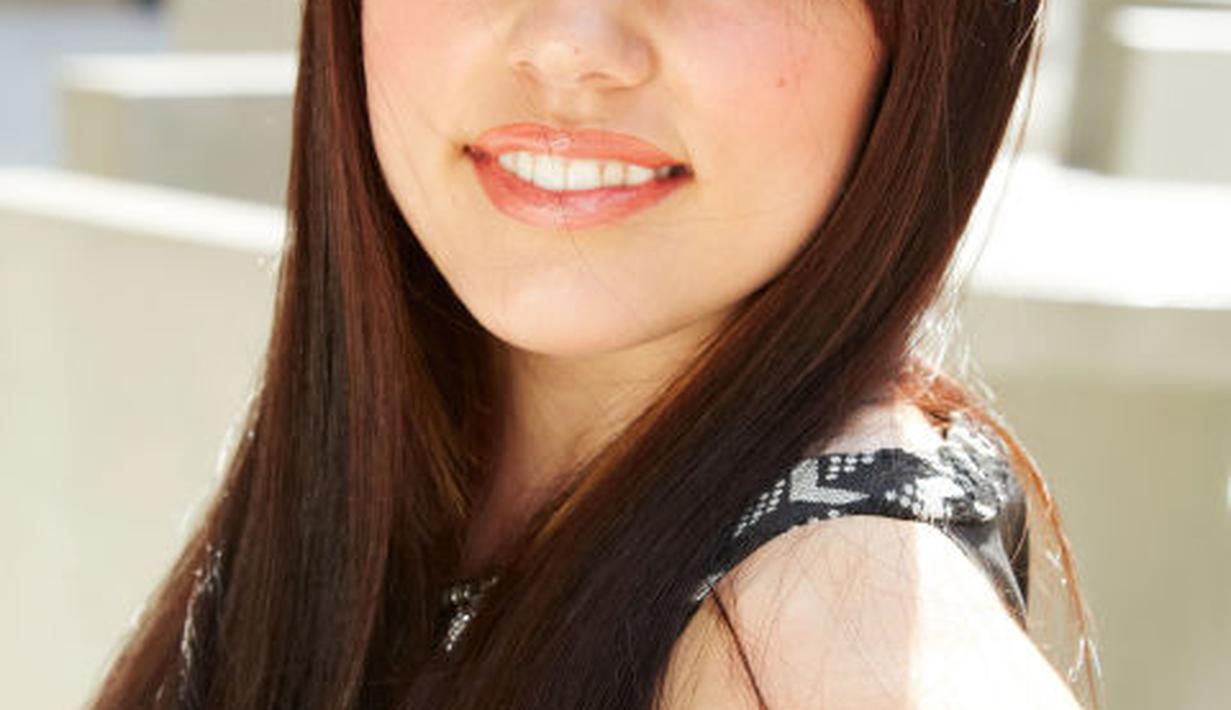 7 Inspirasi Style Rambut Hits Cewek Berponi Dalam Seminggu - Photo ...