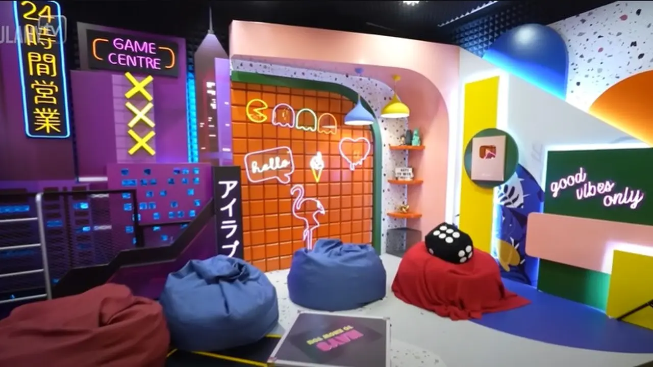 Melihat Studio Deddy Corbuzier yang Memiliki Fasilitas Lengkap, Ada ...