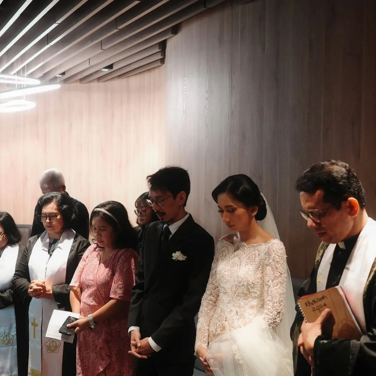 7 Potret Pernikahan Mario Randy Anak Andy F Noya, Marlo Belum Mau ...