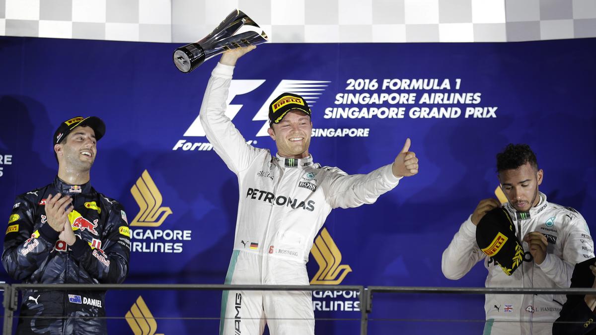 Ricciardo Tak Menyesal Gagal Salip Rosberg di F1 GP Singapura - Ragam ...