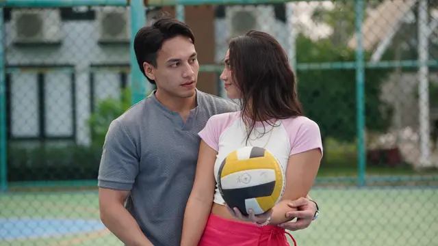 Vidio Bagikan Kemesraan Jefri Nichol dan Haico Van der Veken Dalam Series True Stalker - ShowBiz ...