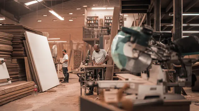 10 Contoh Kegiatan Produksi, Simak Pula Pengertian dan Jenis-Jenisnya ...