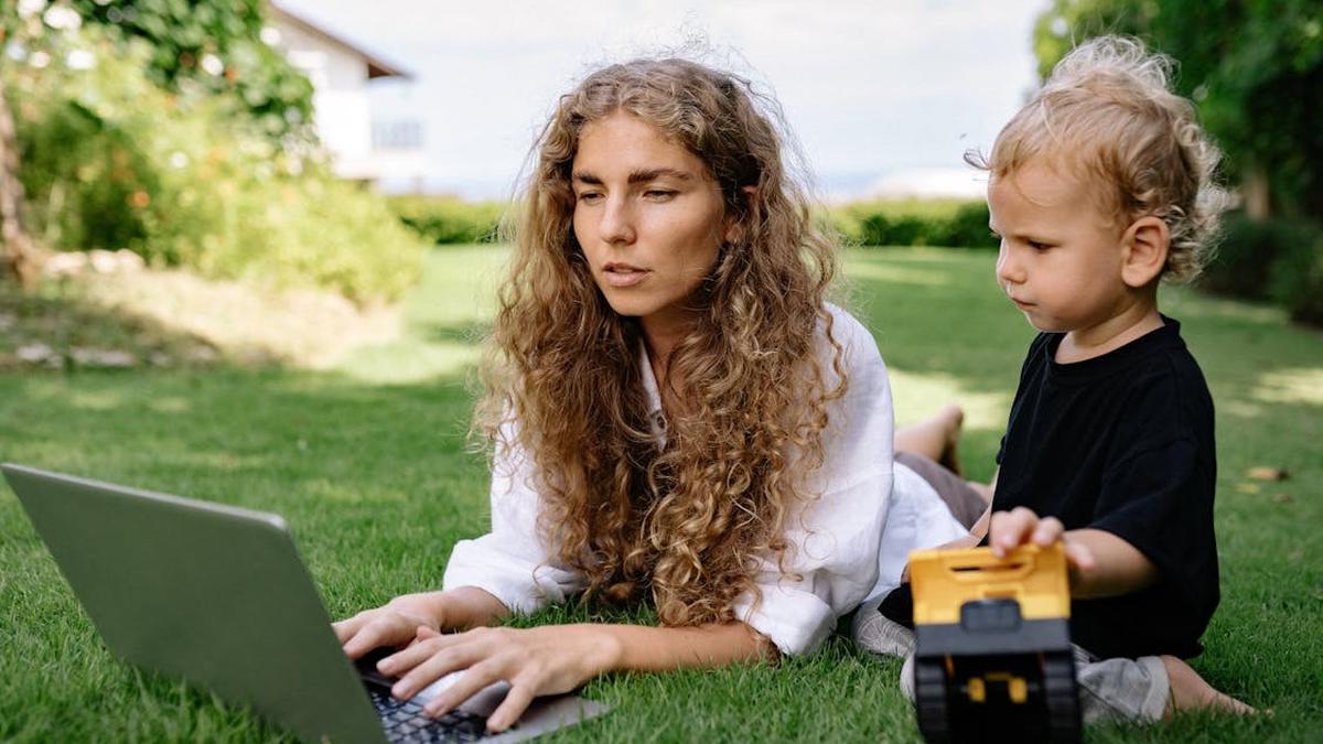 Tips Efektif agar Anak Tidak Kecanduan Gadget