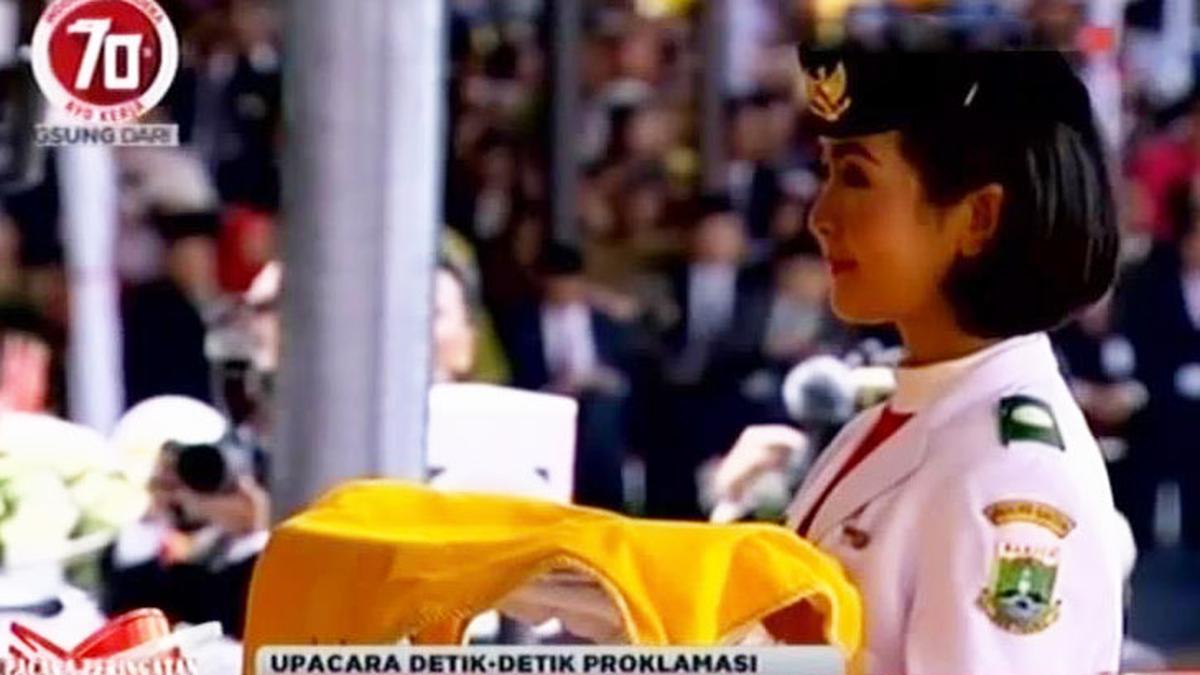 Cantiknya Maria Felicia Gunawan si Pembawa Baki Bendera Pusaka - News ...