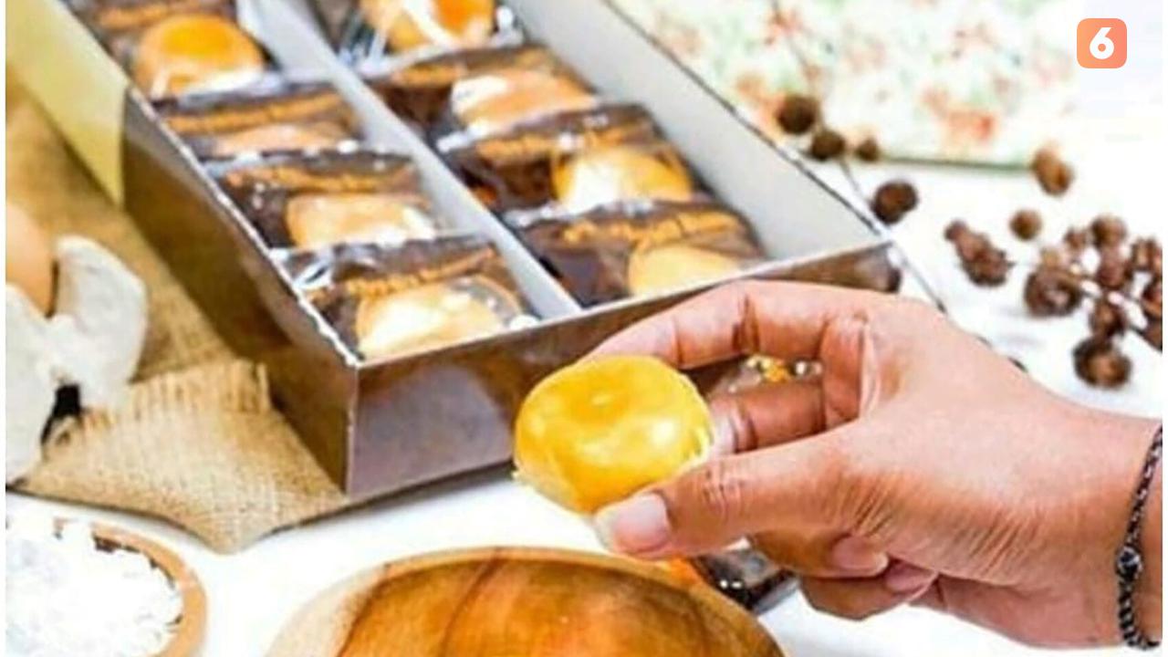 Menjajal Kue Lumpur Madu dan Kompiang, Oleh-oleh Khas Labuan Bajo
