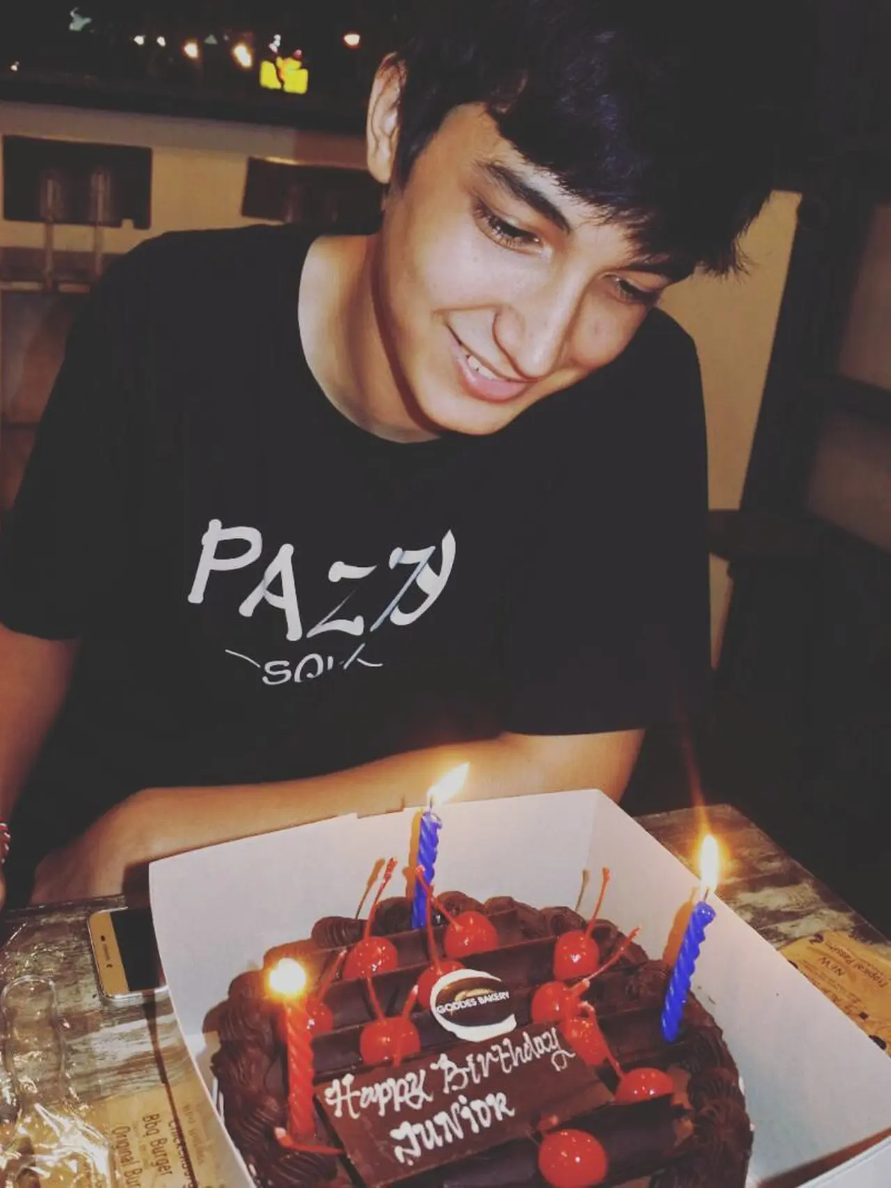 Genap Berusia 20 Tahun, Ini 6 Transformasi Aktor Junior Roberts - Hot ...