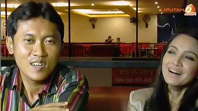 [VIDEO] Ciee...Arya Wiguna Janjian Sama Rosnita Putri - ShowBiz ...