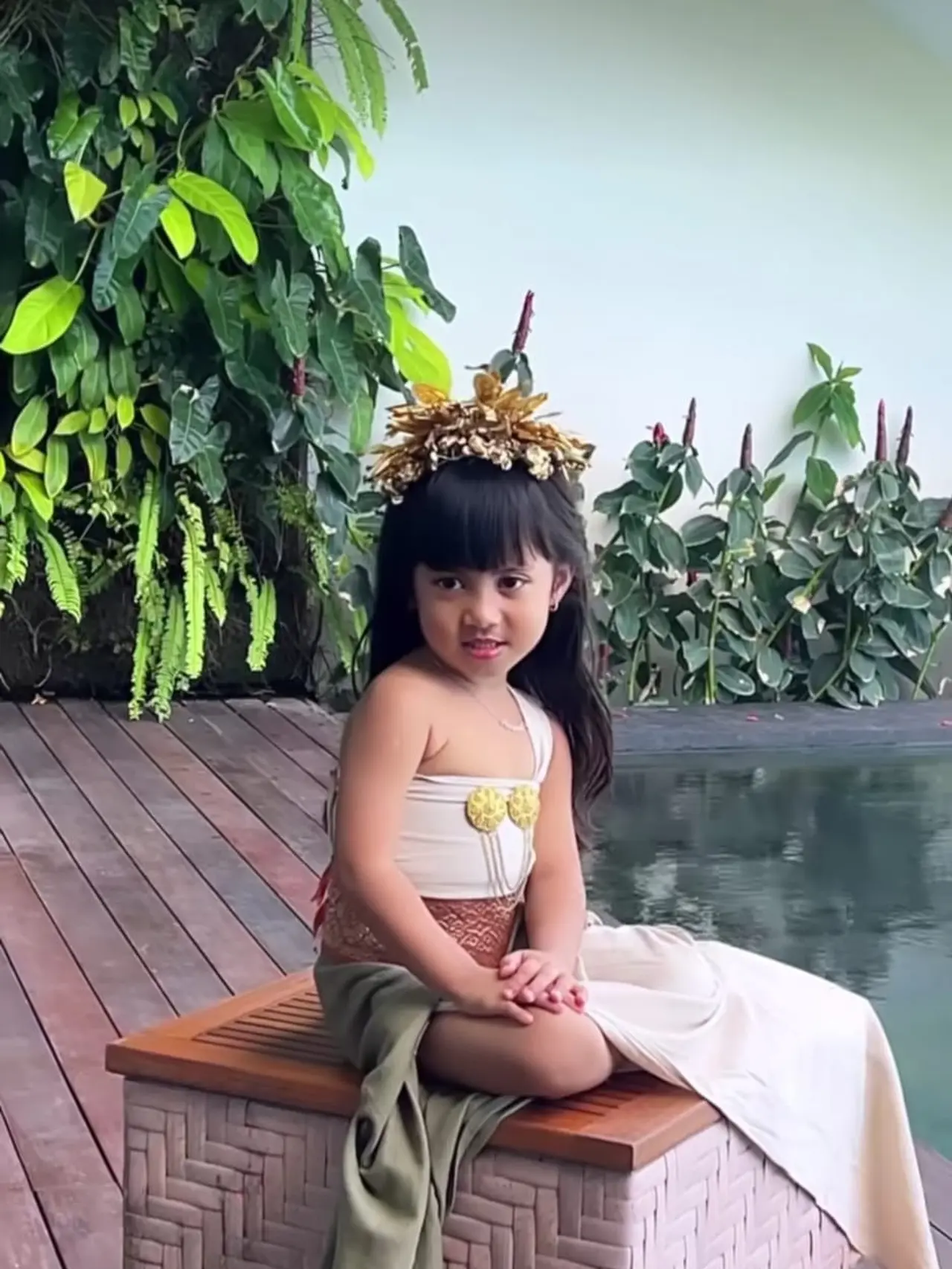 10 Potret Gemas Chava Anak Rachel Vennya saat Memakai Baju Adat Bali ...