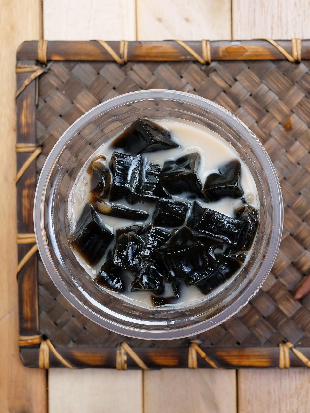 Cara Membuat Cincau Daun Sendiri di Rumah, Tanpa Pewarna dan Pengawet